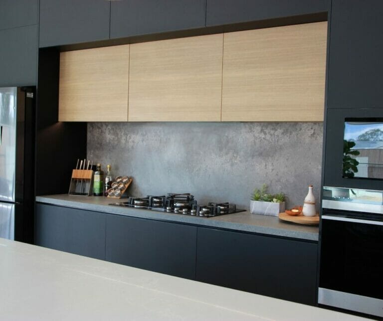 8 Kitchen Benchtop Colours Designers Pair With Black Cabinets ...