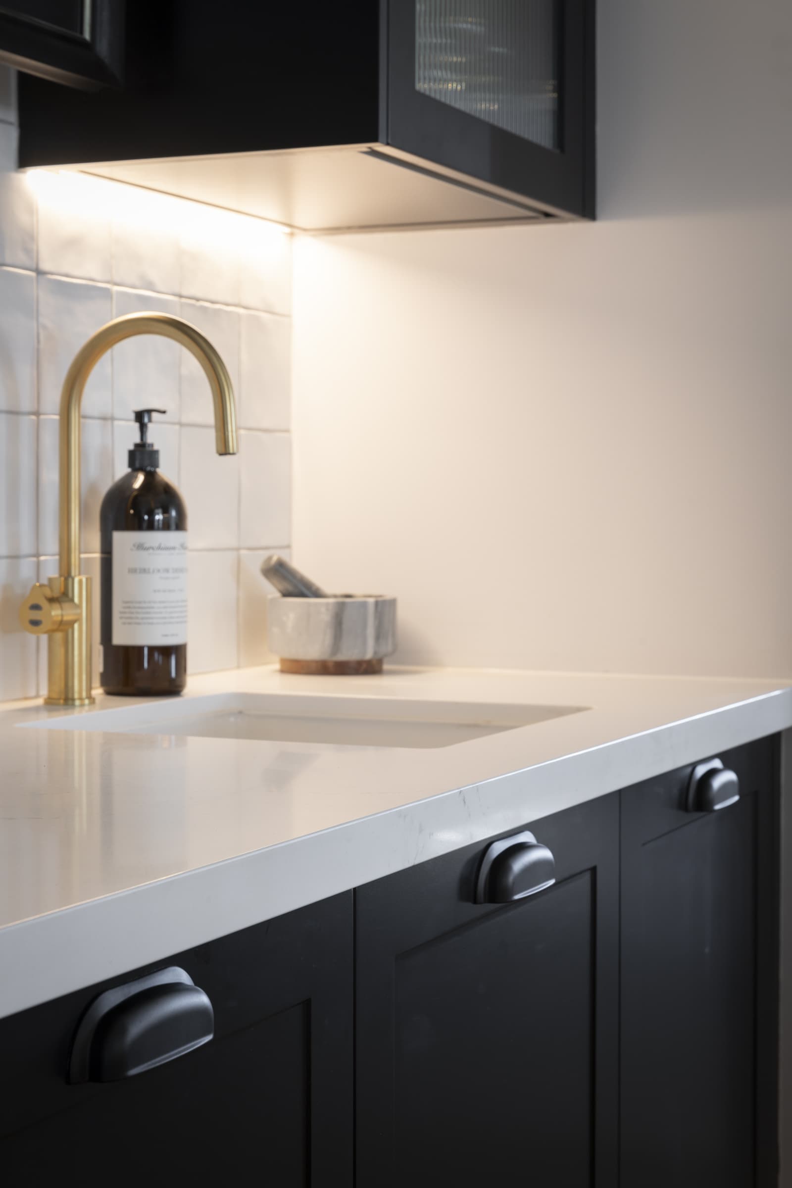 Scotty: Modern Farmhouse Kitchen | Caesarstone Australia